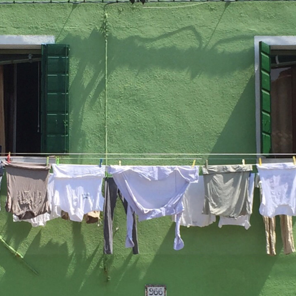 How to Avoid Toxic Substances in Your Clothes | Brentwood Home